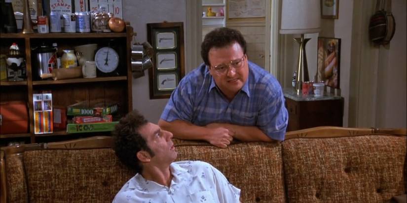 10 Unforgettable TV Sitcom Characters You Never Actually See