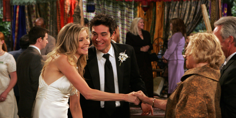 10 Things Every Sitcom Wedding Does That Makes No Sense