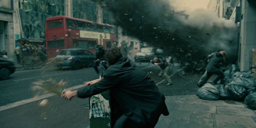 10 Most Memorable Opening Shots From 2000s Movies