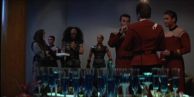 10 Best Fictional Beer Brands In TV & Movies, Ranked