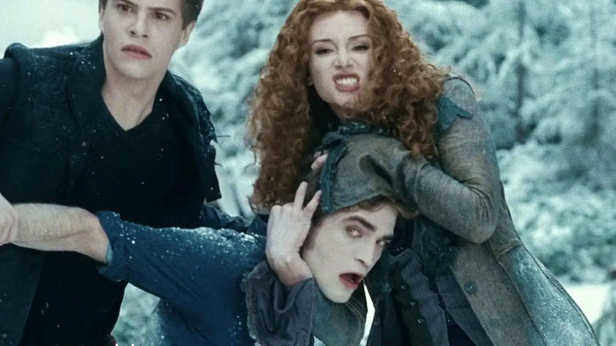 Bryce Dallas Howard Shares Twilight Story