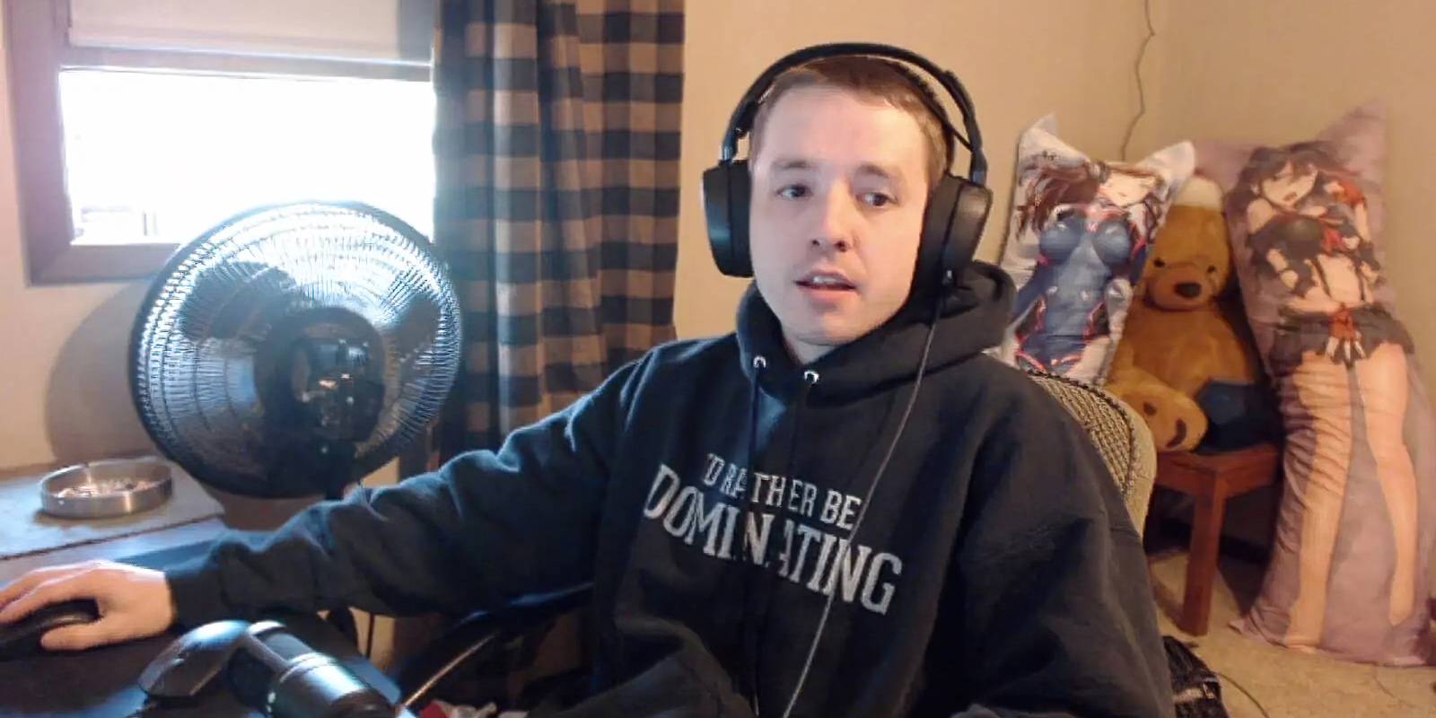 Apex Legends' Ranked Mode Is Worse Than LoL's, Says Streamer Dellor