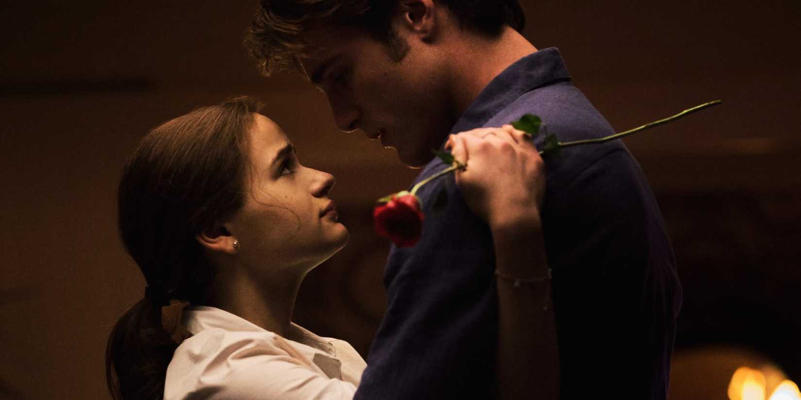 The Kissing Booth 3: Ending Explained - Do They Get Back Together?