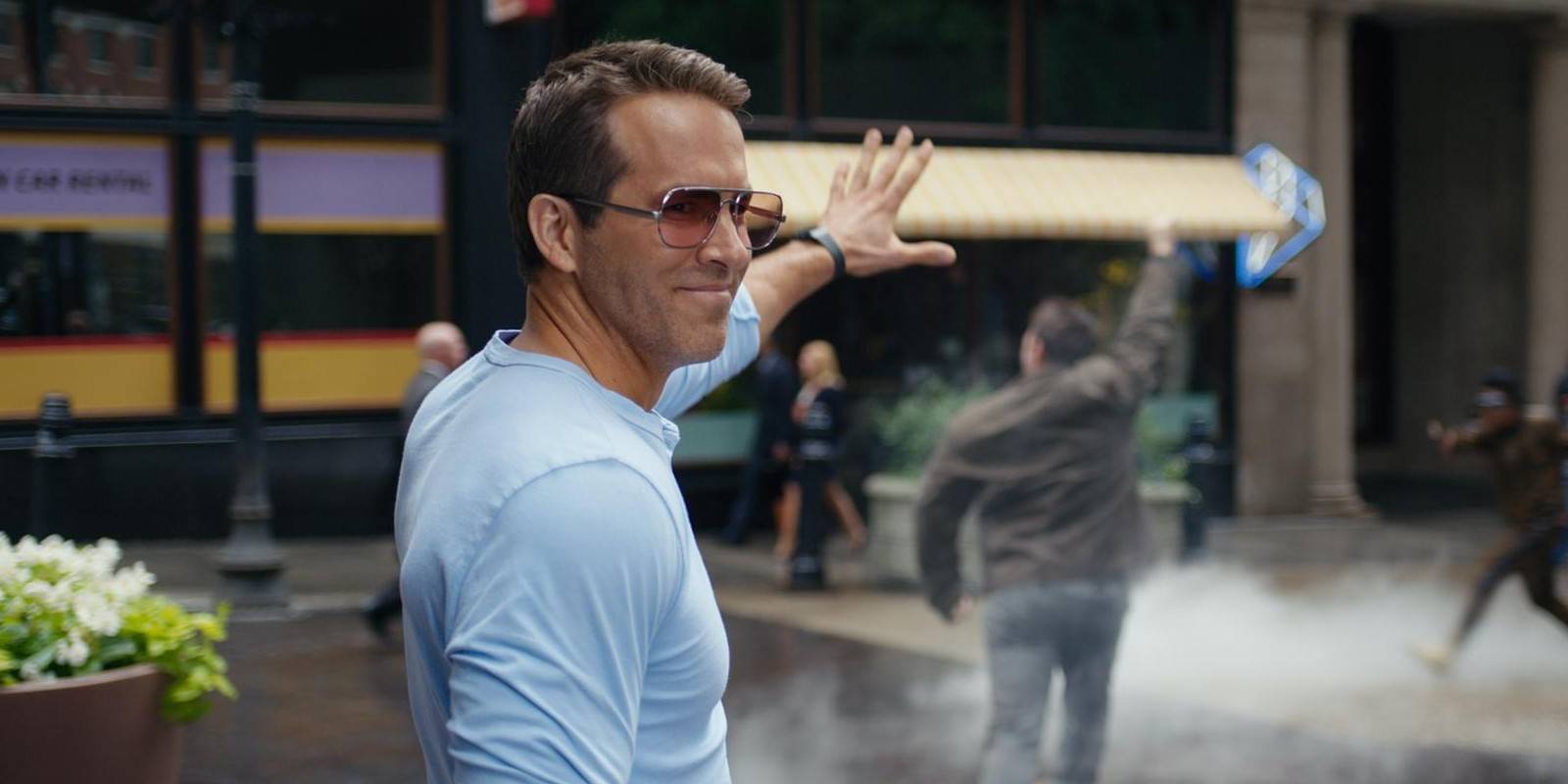 Free Guy’s Fun & Unexpected Songs Were Chosen By Ryan Reynolds
