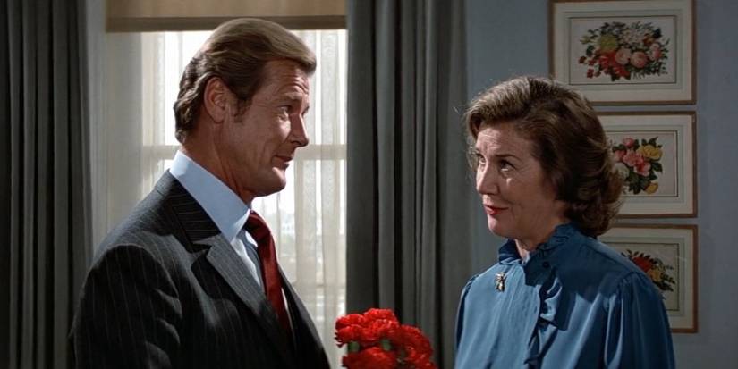 James Bond: Moneypenny's 10 Best Quotes