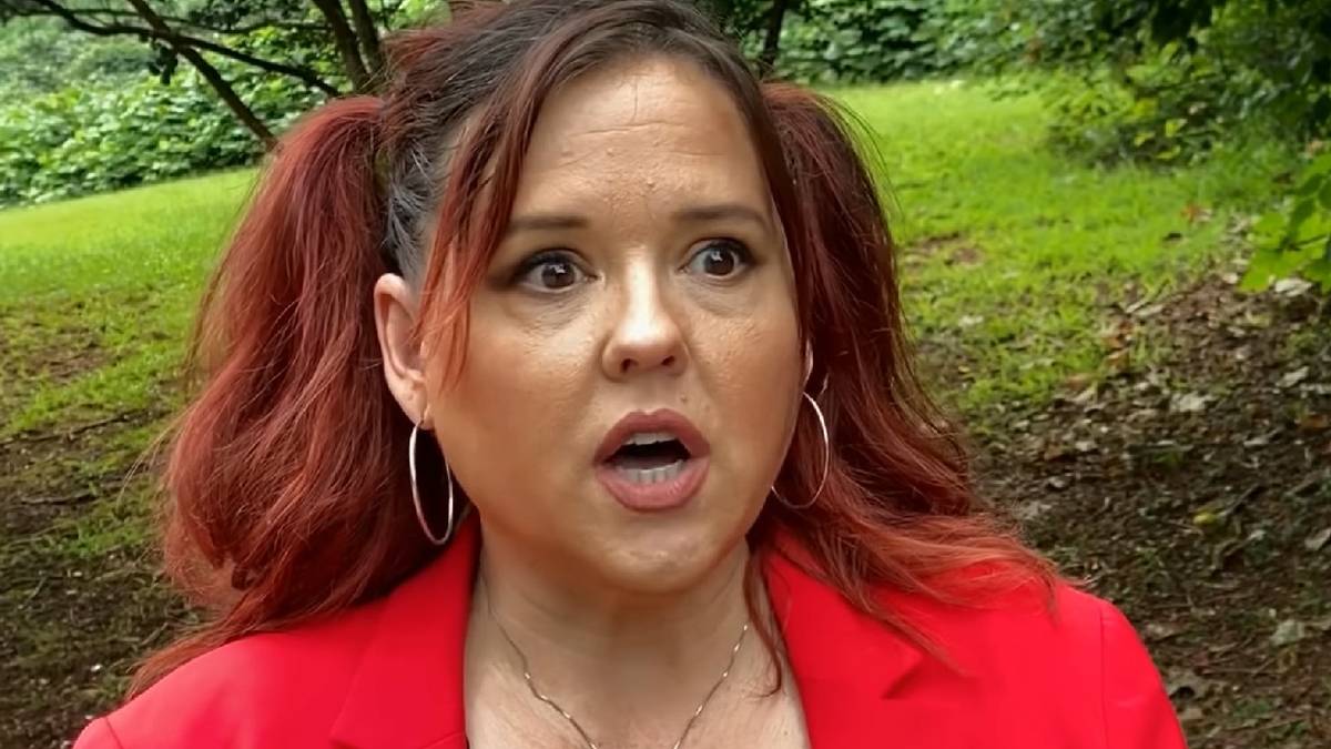 90 Day Fiancé: Rebecca's Rare Full-Body Weight Loss Makeover Photos