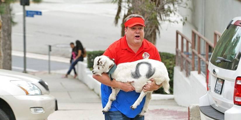 Modern Family: One Quote From Each Main Character That Goes Against ...