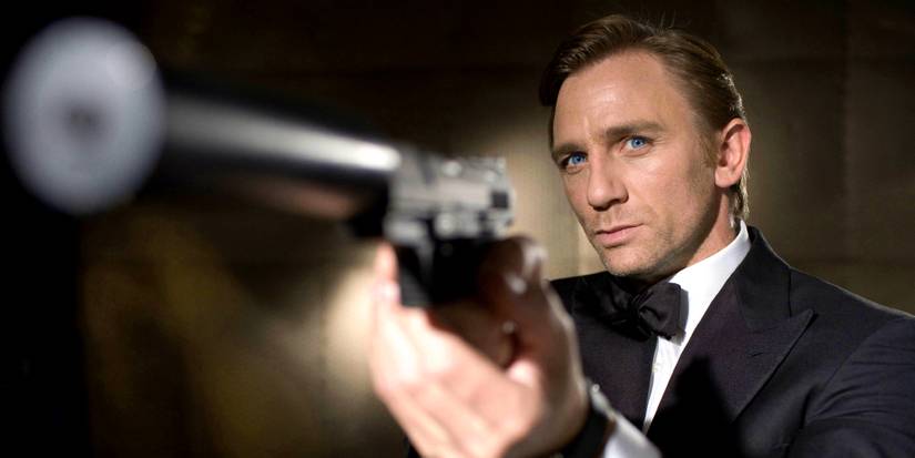 Daniel Craig’s James Bond Timeline: When Each Movie & Flashback Takes Place