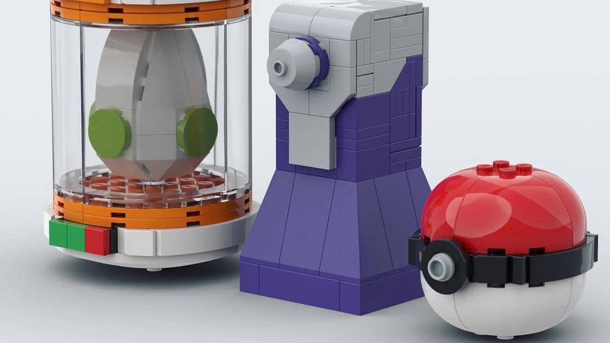 Pokémon Items & Pokéball Remade In Impressive LEGO Builds