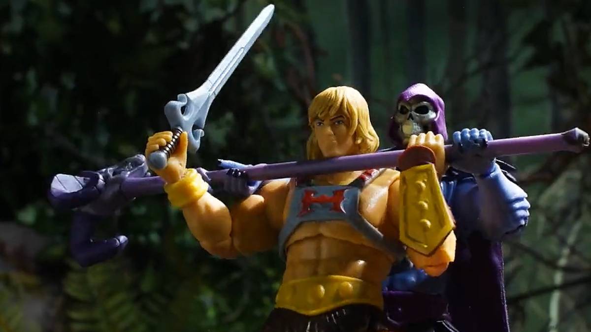 He-Man & Skeletor Toys Battle in Stop-Motion MOTU: Revelation Video