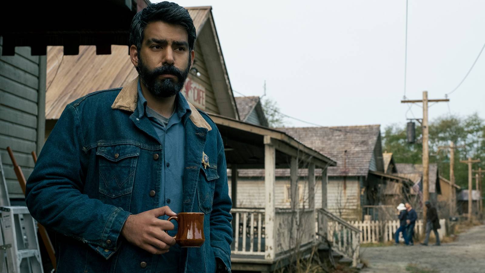 Midnight Mass Star Rahul Kohli Says He Actually HATES Horror Movies