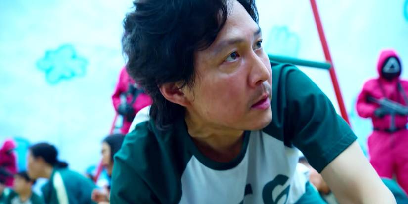 Squid Game: Why The Guards Wear Red & Players Green