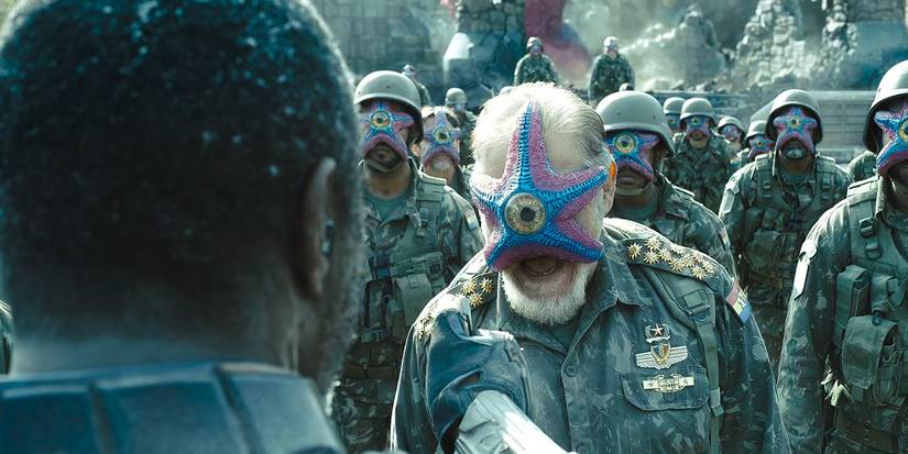 The Suicide Squad: The 5 Coolest Weapons (& 5 Cheesiest)