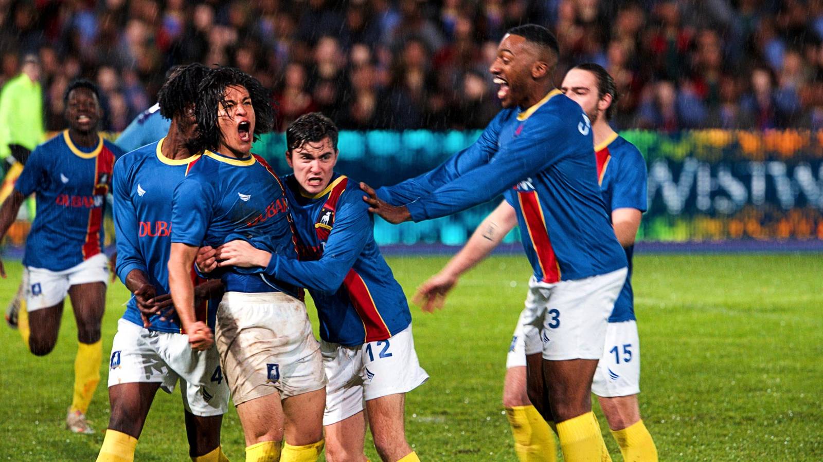 How Ted Lasso Turned 20 People Into a Stadium Crowd of 26,000