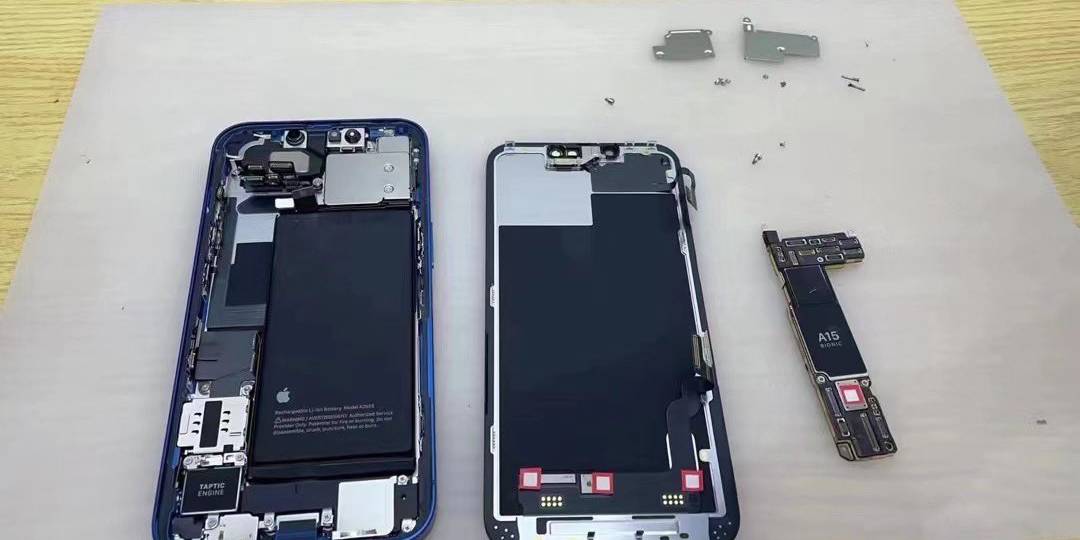 What's Inside The iPhone 13? First Teardown Reveals All