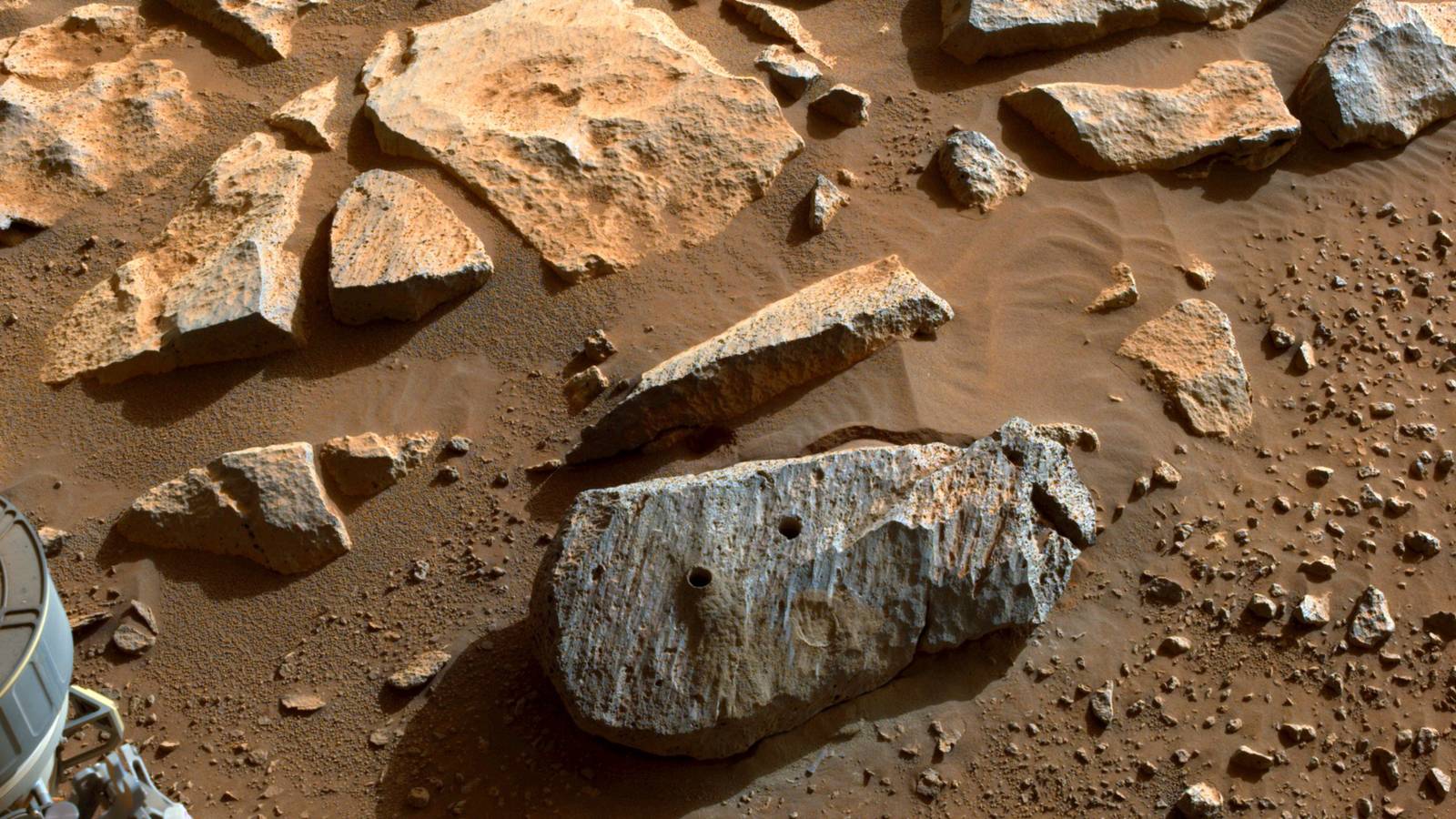 Mars Rocks Reveal A Possible Life-Supporting Habitable Environment ...