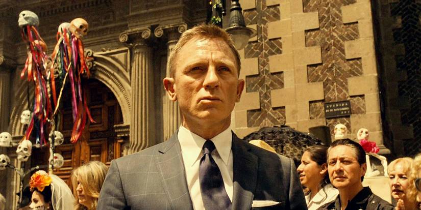 Daniel Craig’s James Bond Timeline: When Each Movie & Flashback Takes Place