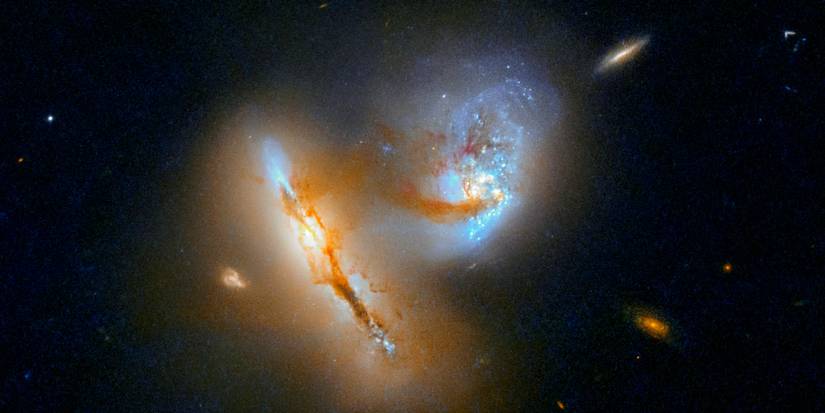 Cosmic Show Of Interacting Spiral Galaxies Clicked By Hubble