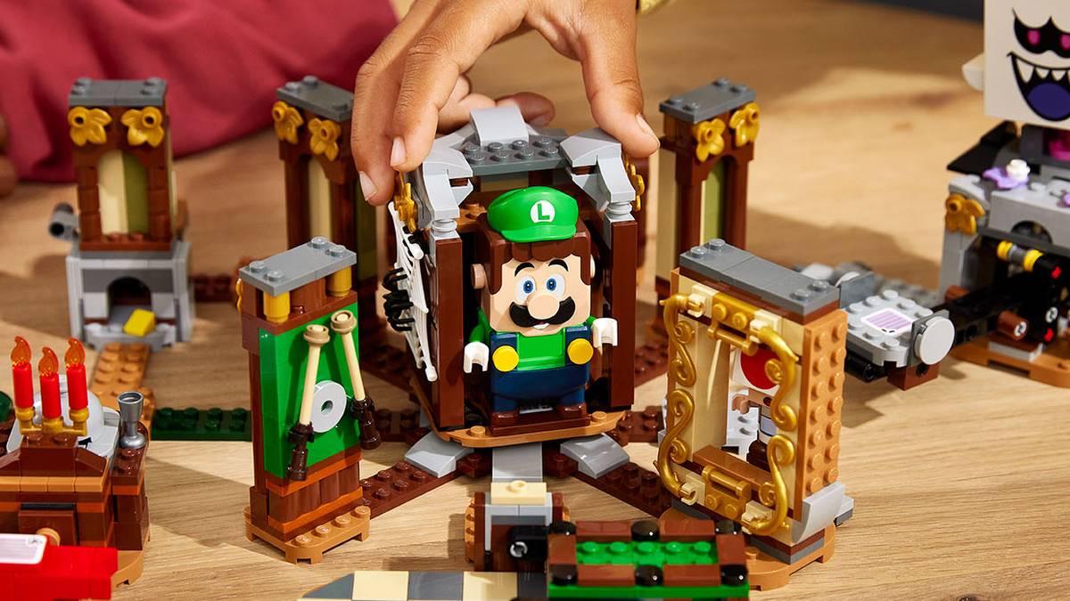 LEGO Super Mario Luigi's Mansion Sets Announced In Time For Halloween