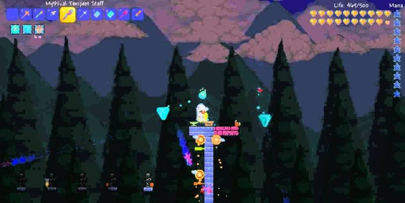 Terraria: 10 Best Summoner Equipment