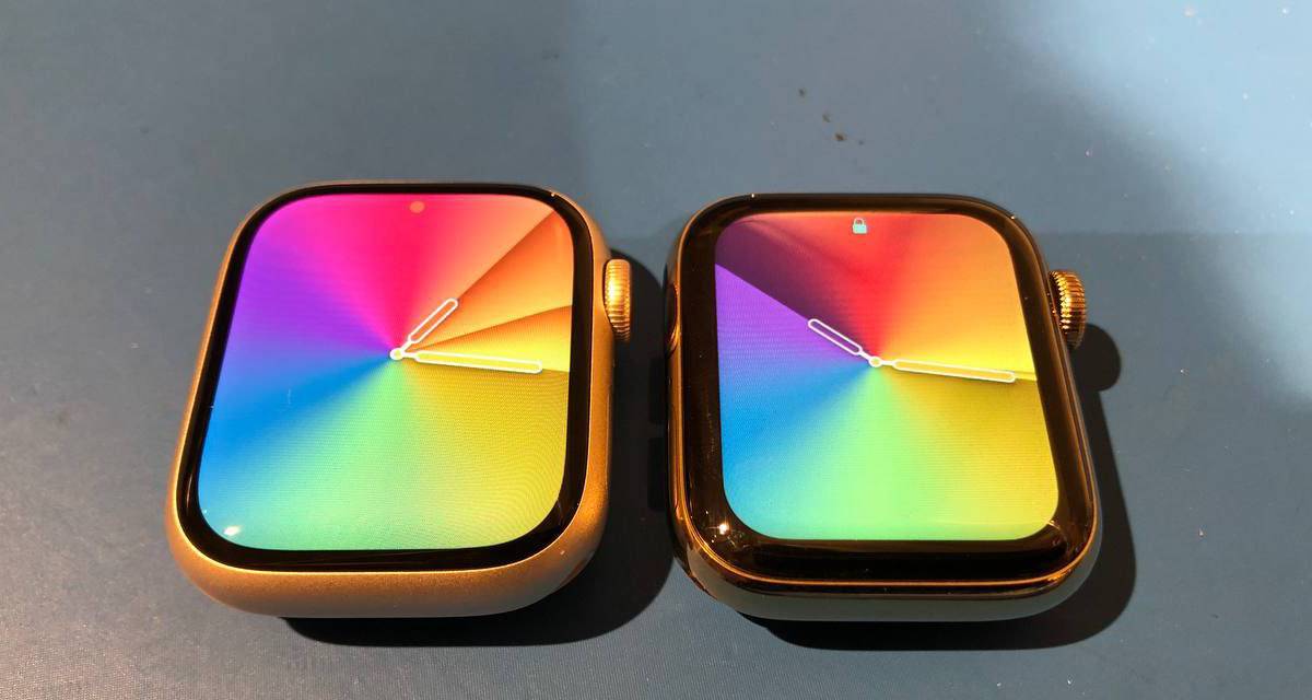 Apple Watch Series 7's New Display Looks Massive In This Comparison Photo