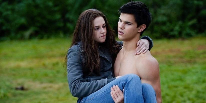 10 Things Only Twilight Book Fans Know About Edward’s Rivalry With Jacob