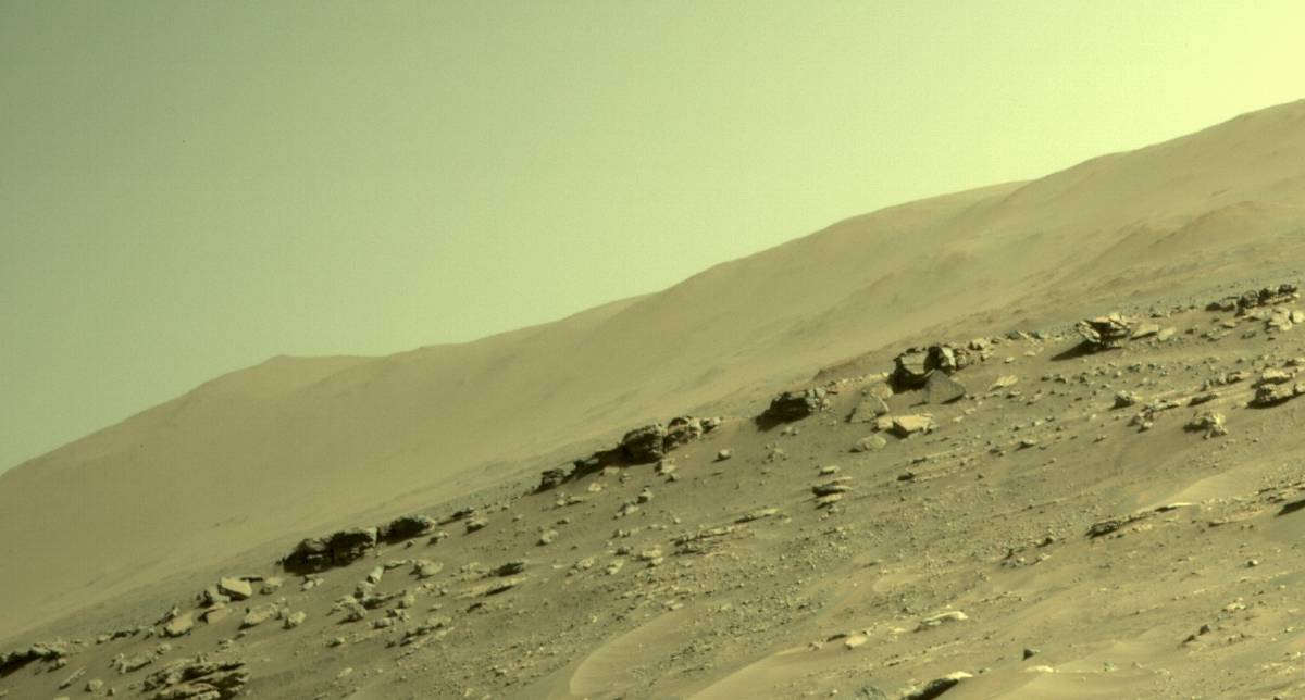 Mars Dunes Look Massive In This Stunning Perseverance Photo