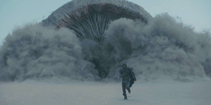 What The Sandworms In Dune Actually Eat (Not Just People)