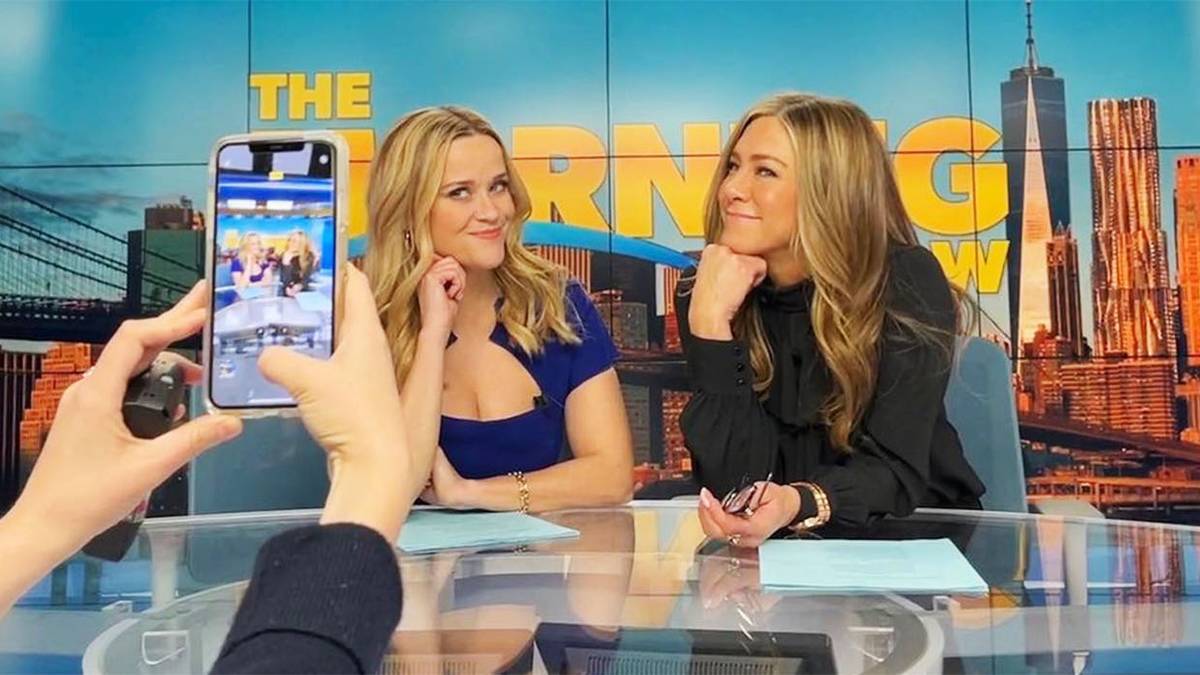 Jennifer Aniston Shares Set Photos As The Morning Show Season 2 Wraps