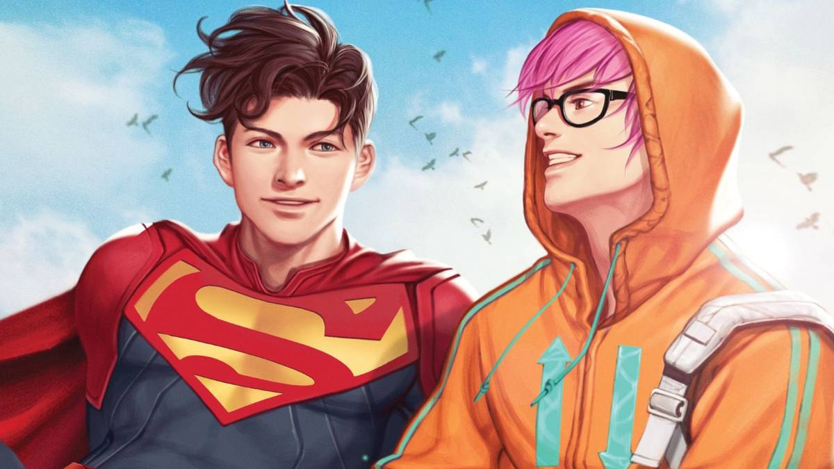 Superman's Superhero Boyfriend Jay Nakamura Gets Ultra-Accurate Cosplay