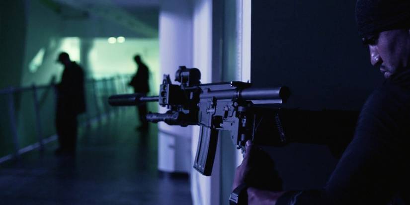 The Expendables: The 10 Best Weapons In The Movies