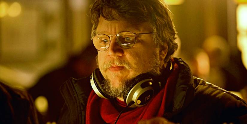 Guillermo Del Toro Reveals A Black & White Cut Of Nightmare Alley Exists
