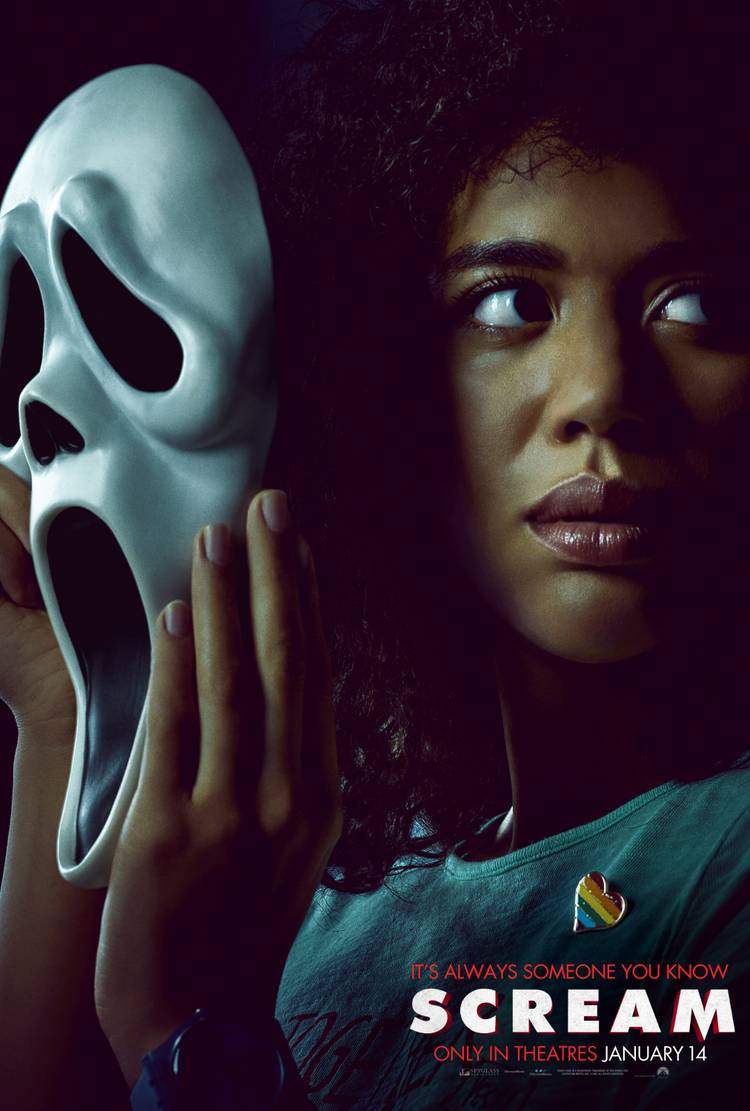 Ghostface Mask Is Held By 9 Different Characters In Scream 5 Posters