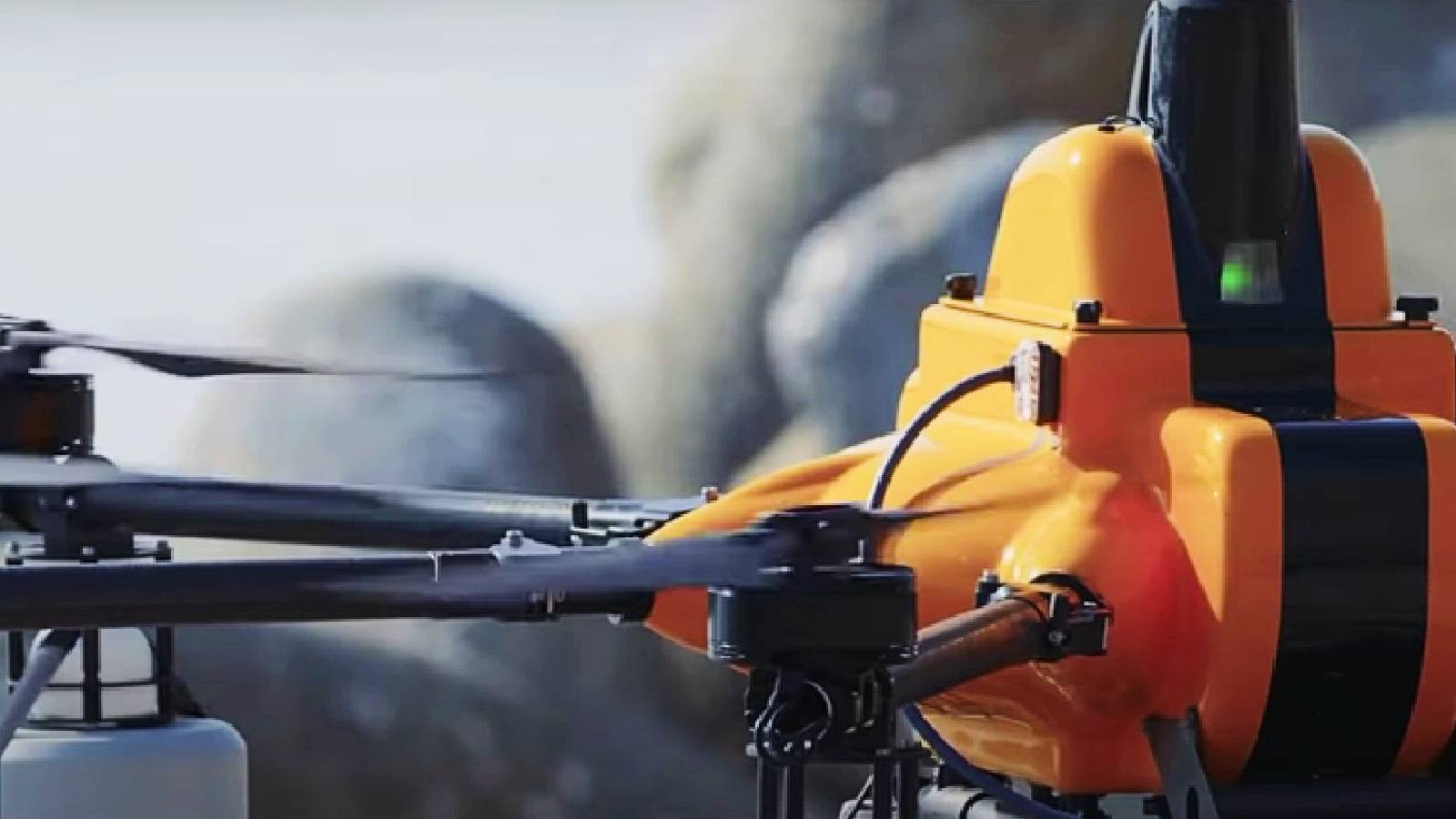 This Drone Can Fly, Land On Water And Dive In The Ocean