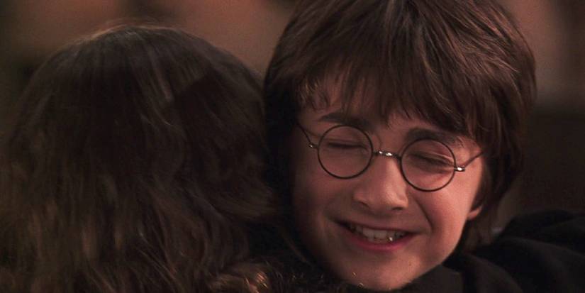 Harry Potter: 10 Times The Movies Made Harry & Hermione Seem Like Endgame