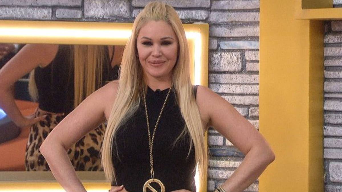 Celebrity Big Brother: Shanna Responds To Carson Kressley’s IG Apology