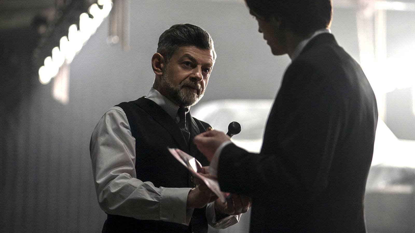 The Batman’s Andy Serkis Teases Conflict Between Bruce Wayne & Alfred