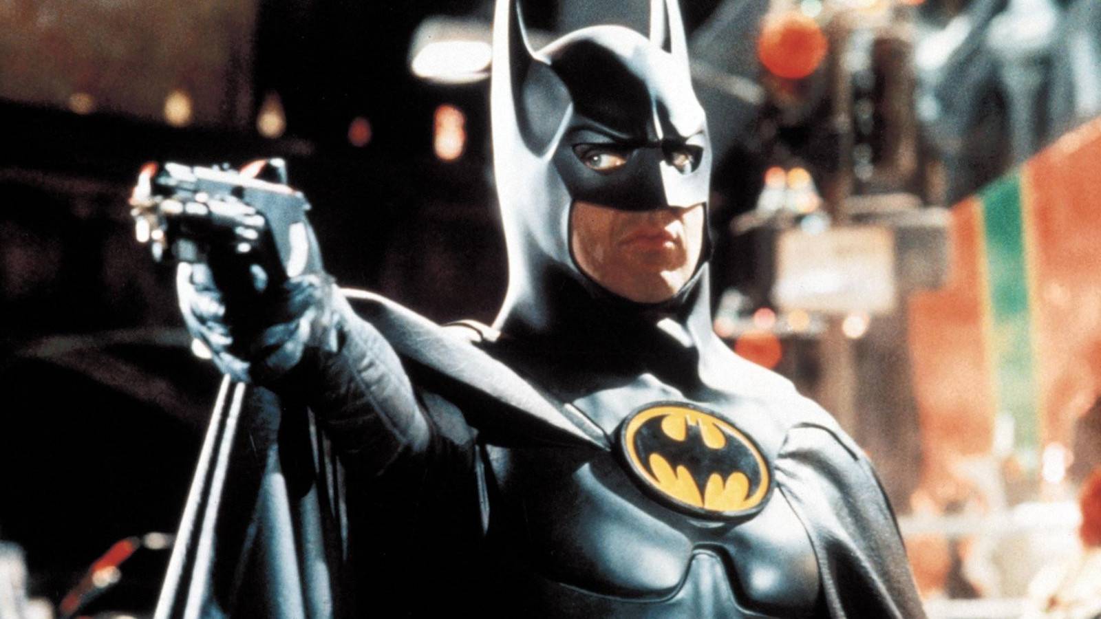Batman Reveals The Origin of His Grapple Gun (& Its Connection to a ...