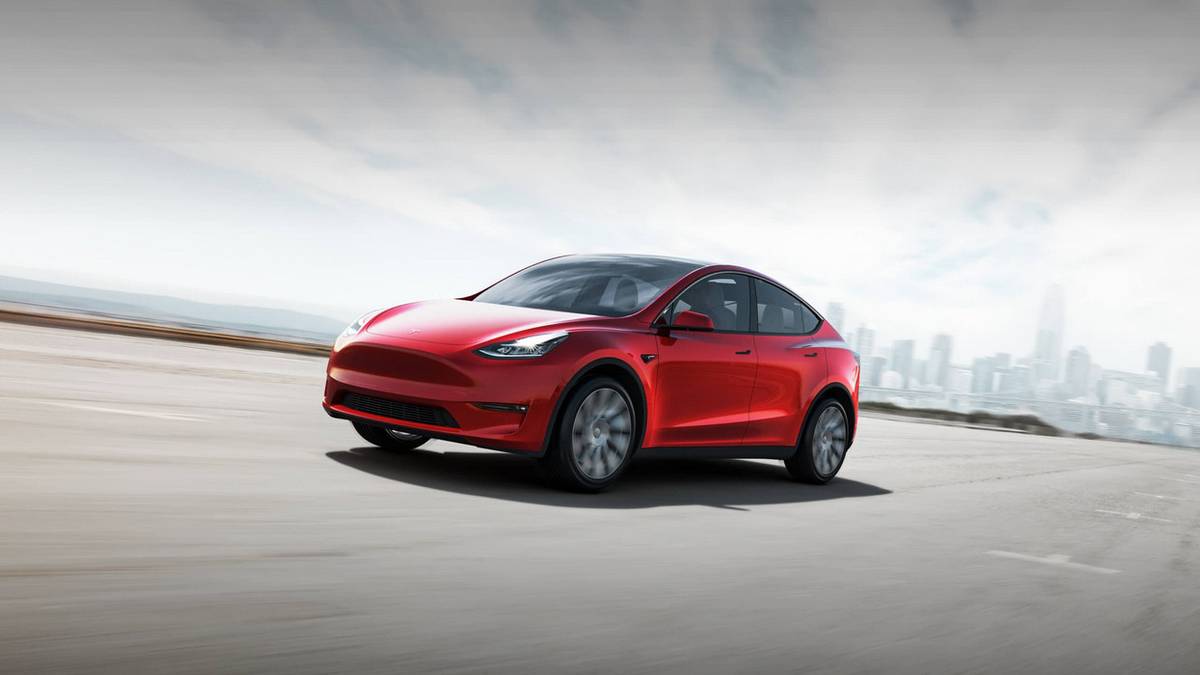 Tesla’s German Factory Finally Opens & Elon Musk Is Handing Over First Cars