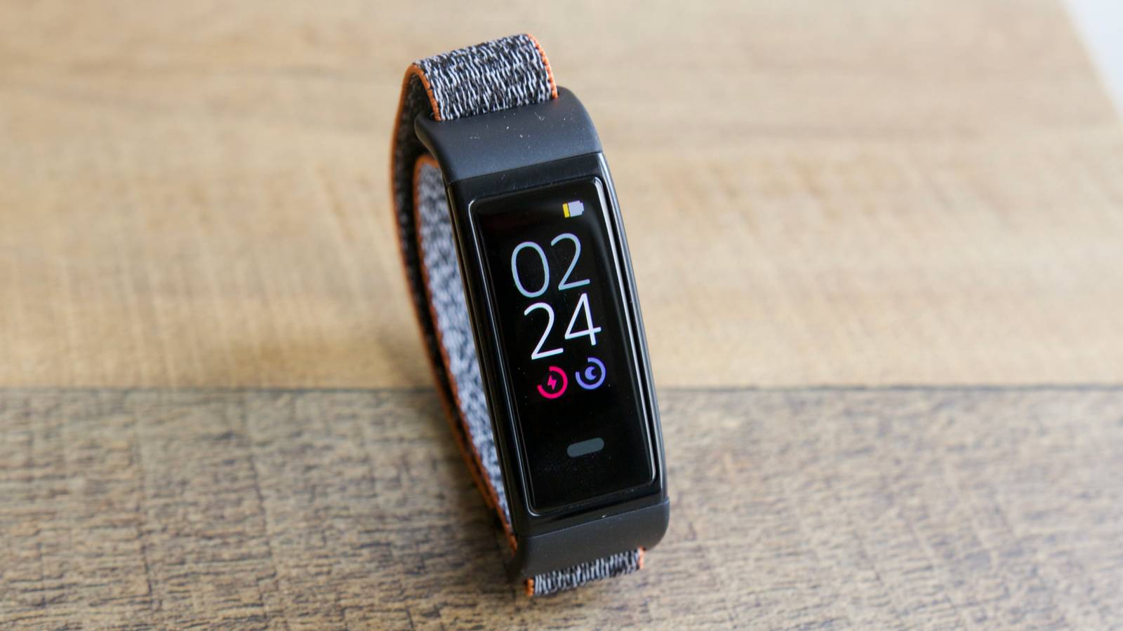 Amazon Halo View Review: The (Almost) Perfect Fitbit Alternative
