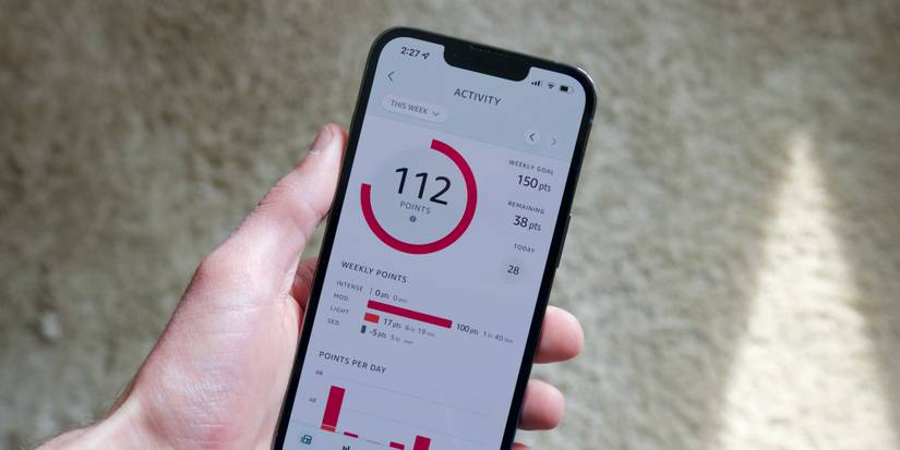 Amazon Halo View Review: The (Almost) Perfect Fitbit Alternative