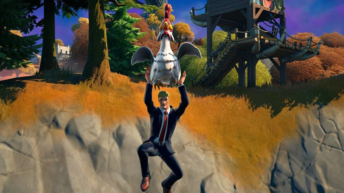 Fortnite's Spider-Webs & Chickens Create a Stealthy Aerial Attack