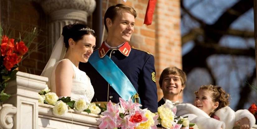 Best Royalty-Themed Hallmark Movies, According To IMDb