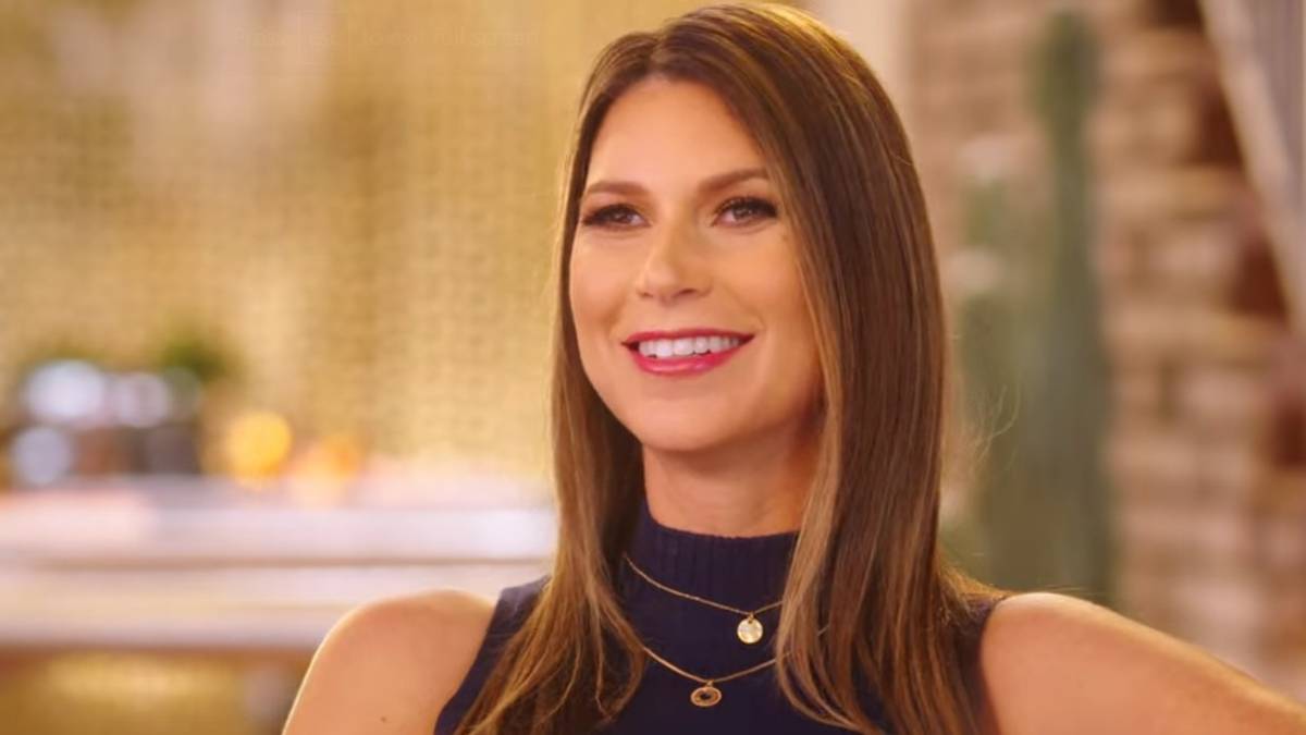 Selling Sunset: Maya Vander Introduces Her Miami Real Estate Firm