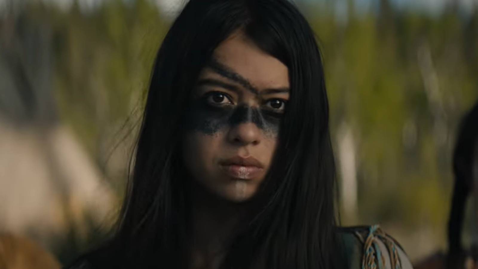 Predator 5 Director Explains Importance Of Prey's Indigenous Lead Actor