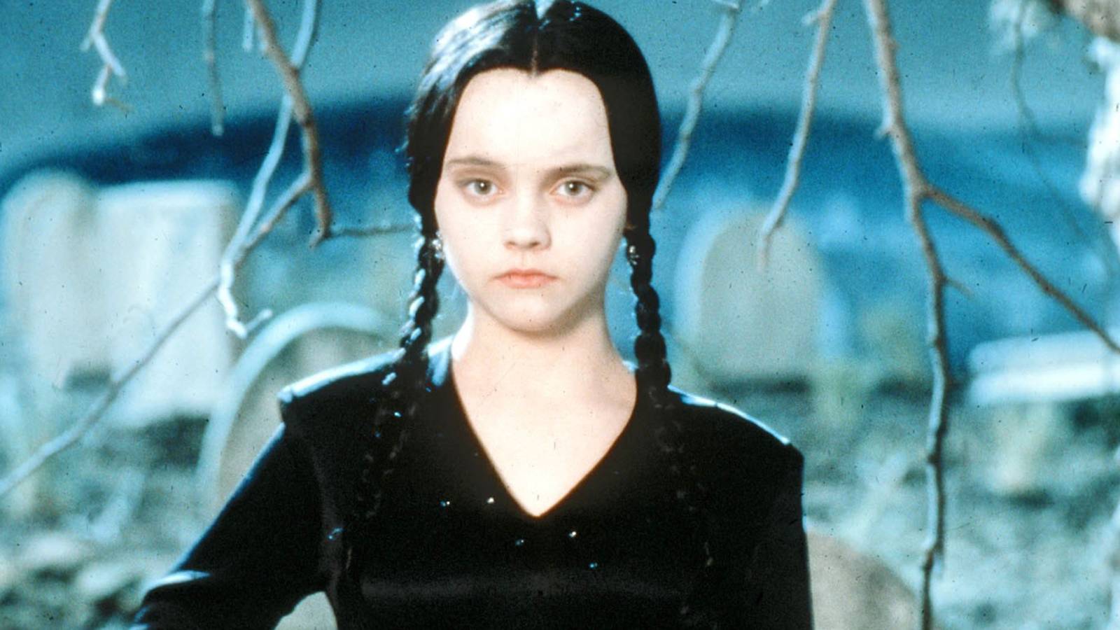 Christina Ricci Wednesday Addams Smile Who Was The Better Wednesday