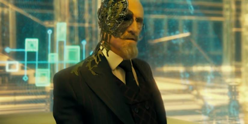 All Reginald Hargreeves Reveals In Umbrella Academy Season 3 Explained