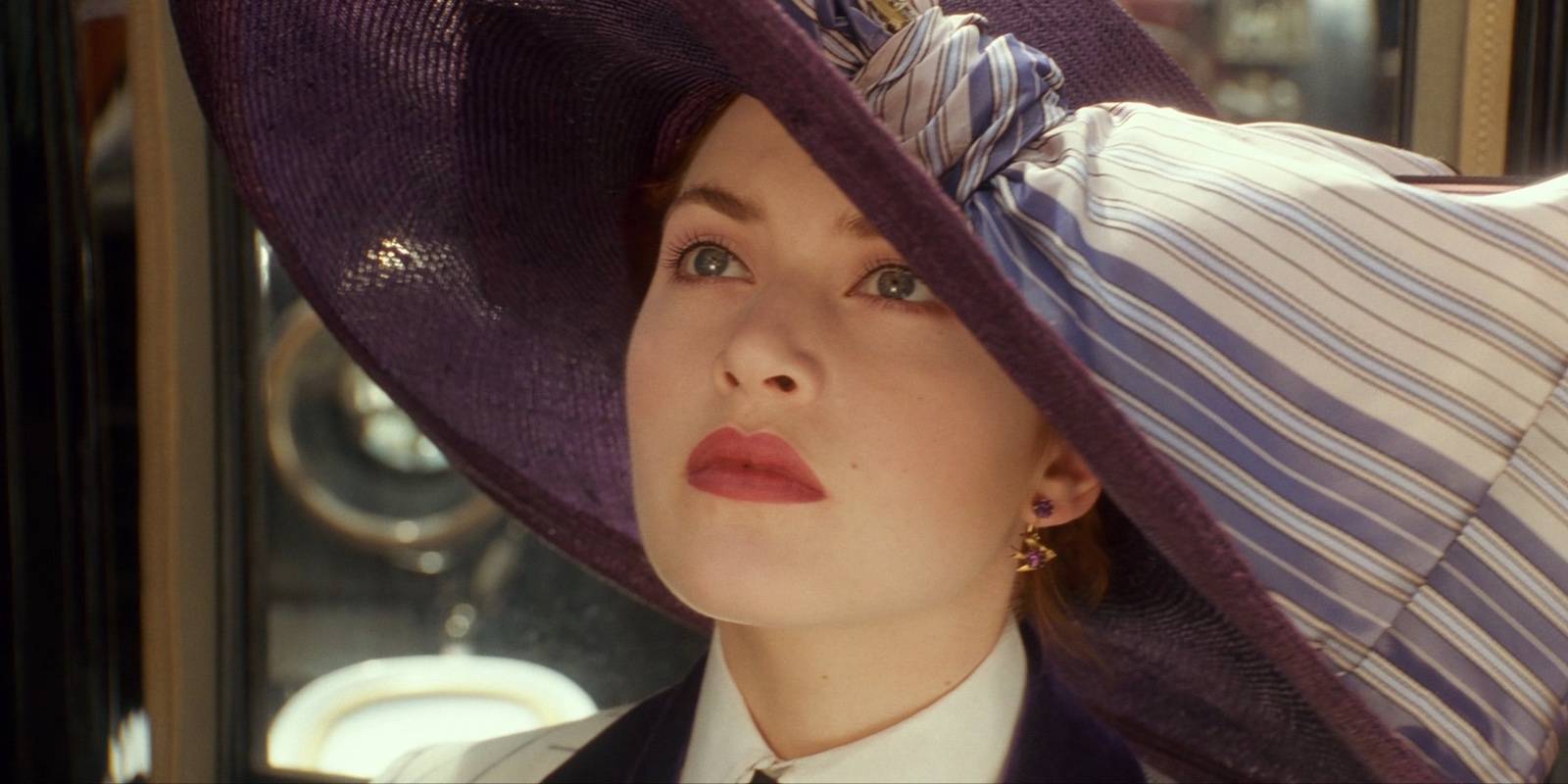 How Old Rose Is In Titanic & How Old Kate Winslet Was At The Time