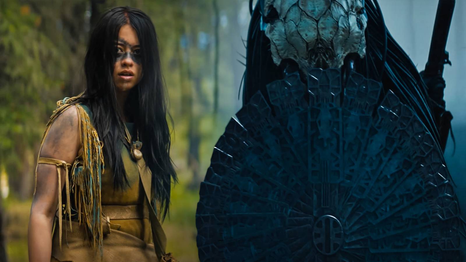 Prey Movie Star Details The Predator's Incredible Practical Effects
