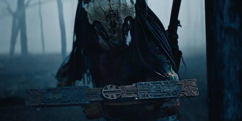 Prey Movie Director Breaks Down New Predator Skull Mask Choice